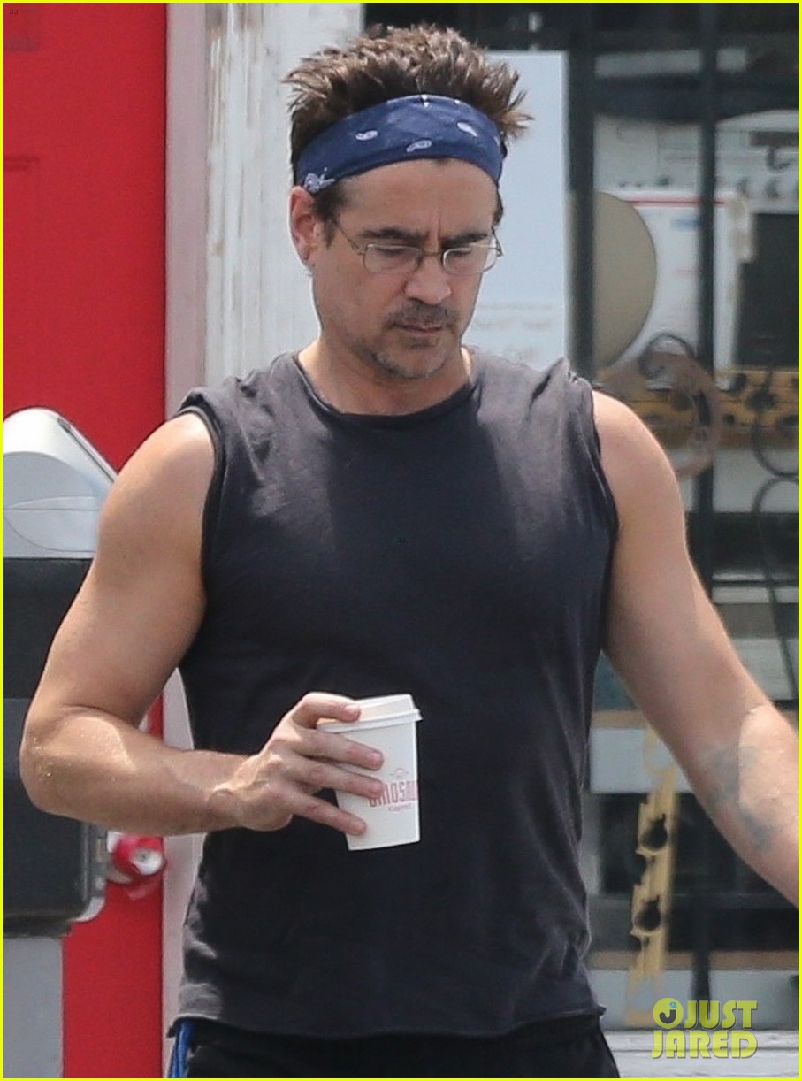 Colin Farrell Heads Out on Morning Coffee Run in Los Feliz: Photo ...
