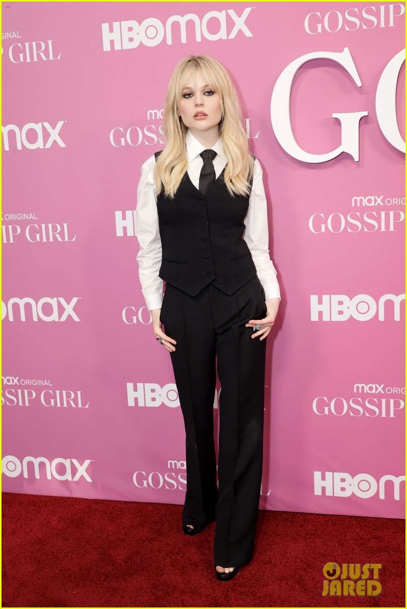 Jordan Alexander, Whitney Peak, & Emily Alyn Lind Deliver Major Style ...