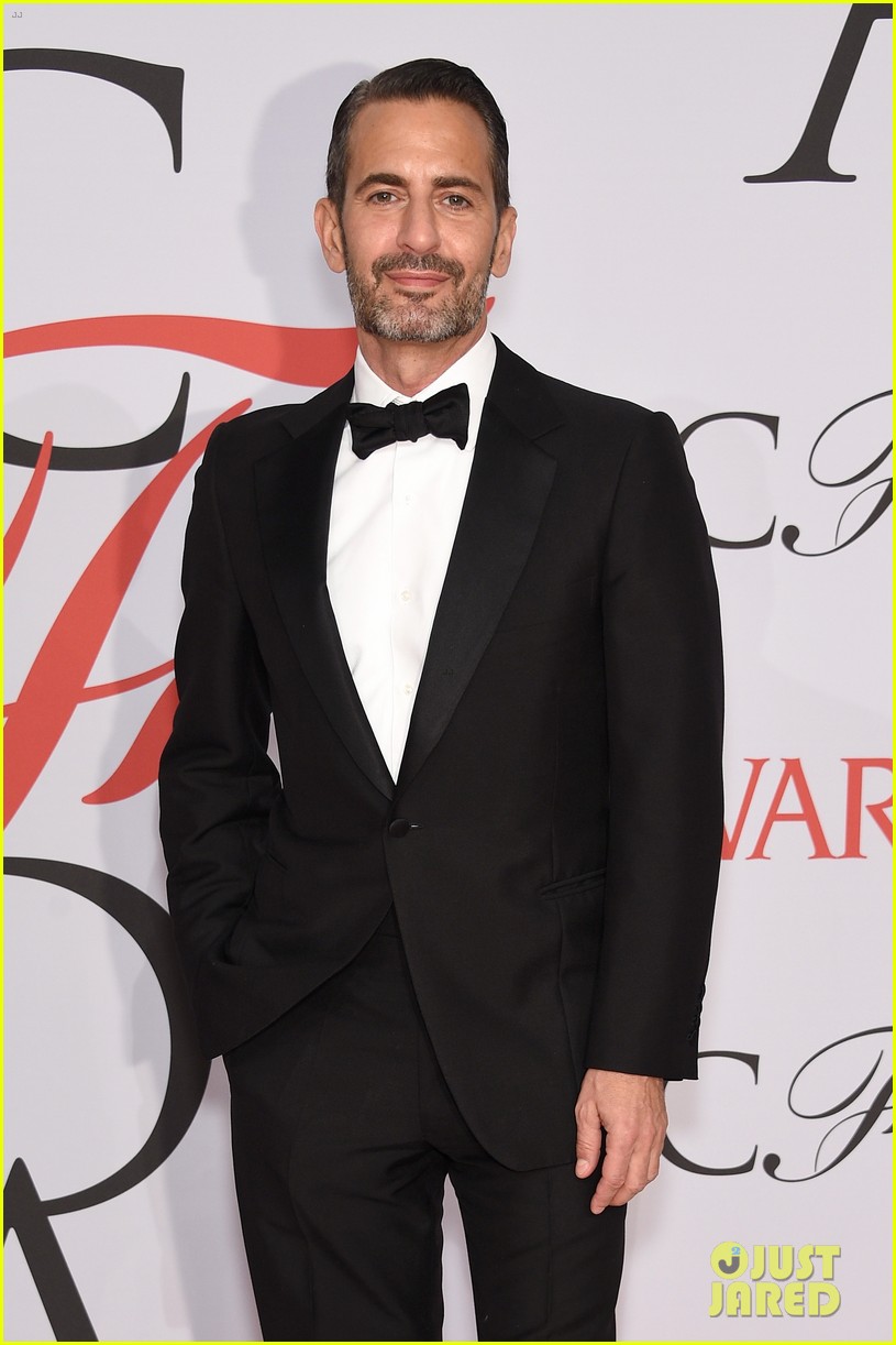 Marc Jacobs Documents Facelift While Recovering in Oxygen Chamber ...