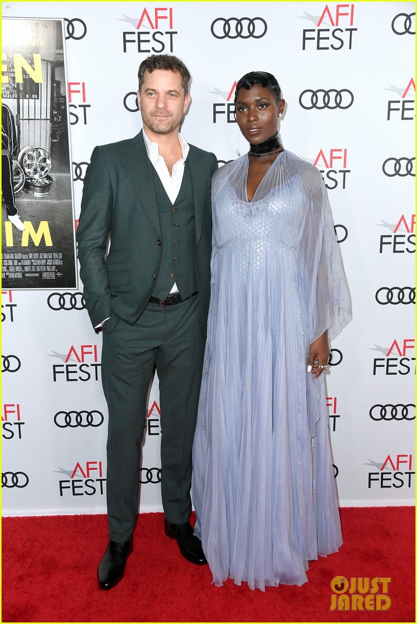 Joshua Jackson Opens Up About Being a Dad to His 15-Month-Old Daughter ...