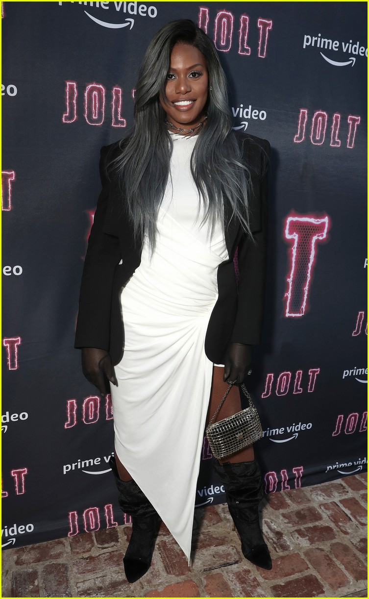 Kate Beckinsale Gets Support from Friend Rita Ora at 'Jolt' L.A ...