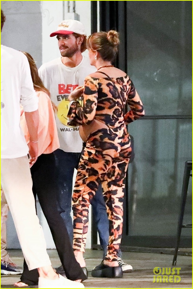 KJ Apa & Pregnant Girlfriend Clara Berry Step Out With Friends For ...