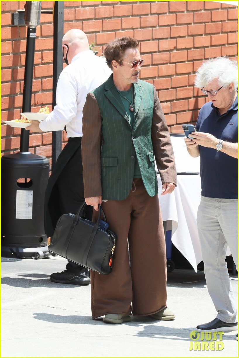 Robert Downey Jr. Steps Out in Eclectic Ouftit After Announcing Cool ...