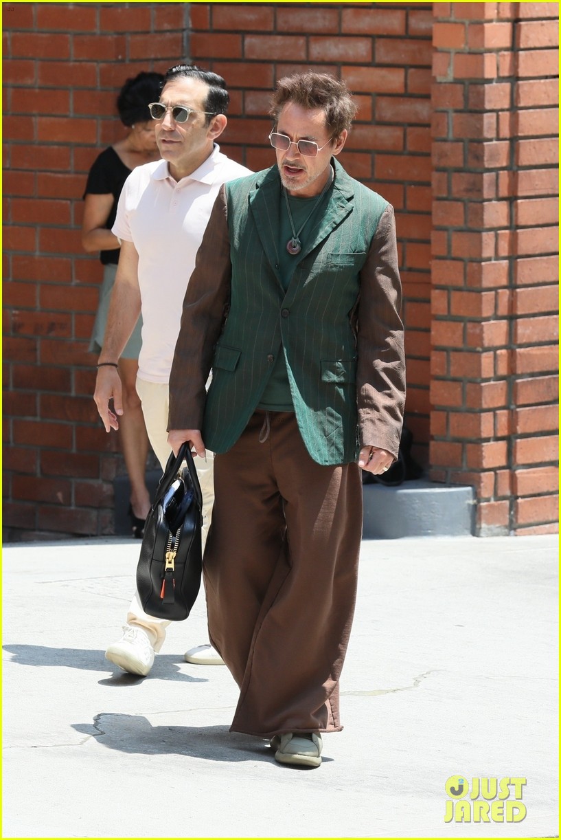 Robert Downey Jr. Steps Out in Eclectic Ouftit After Announcing Cool ...