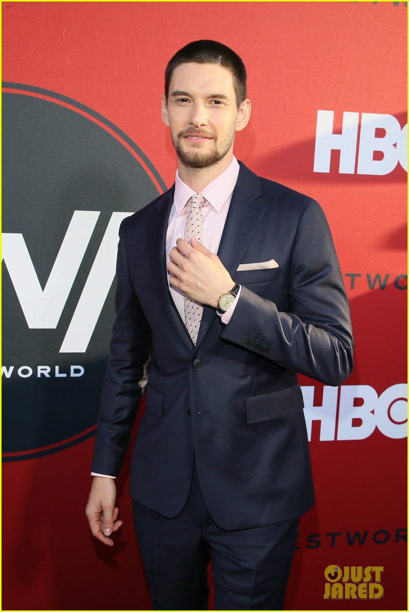 Ben Barnes Celebrates 40th Birthday by Announcing He's Releasing an EP ...