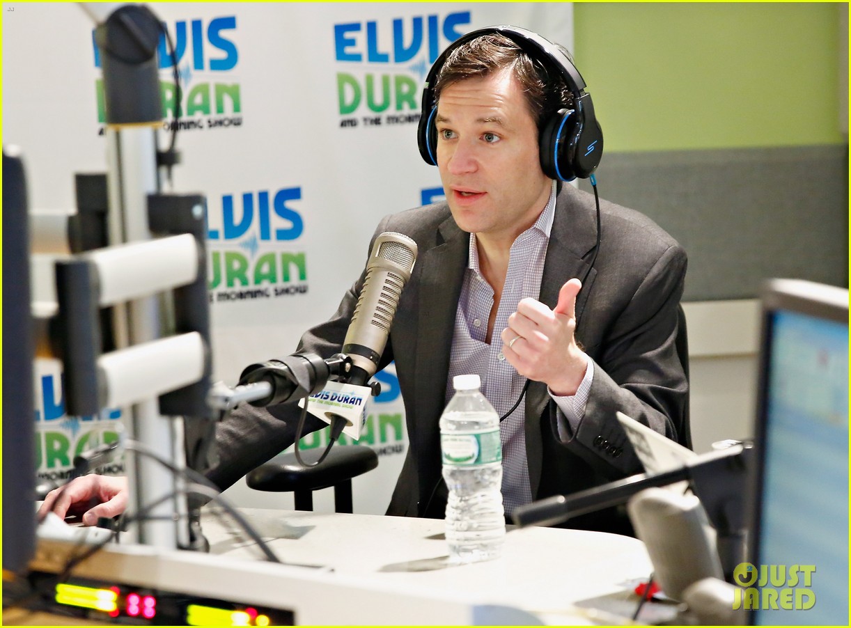 'Weekend GMA' Co-Host Dan Harris Is Leaving ABC News - Find Out Why ...