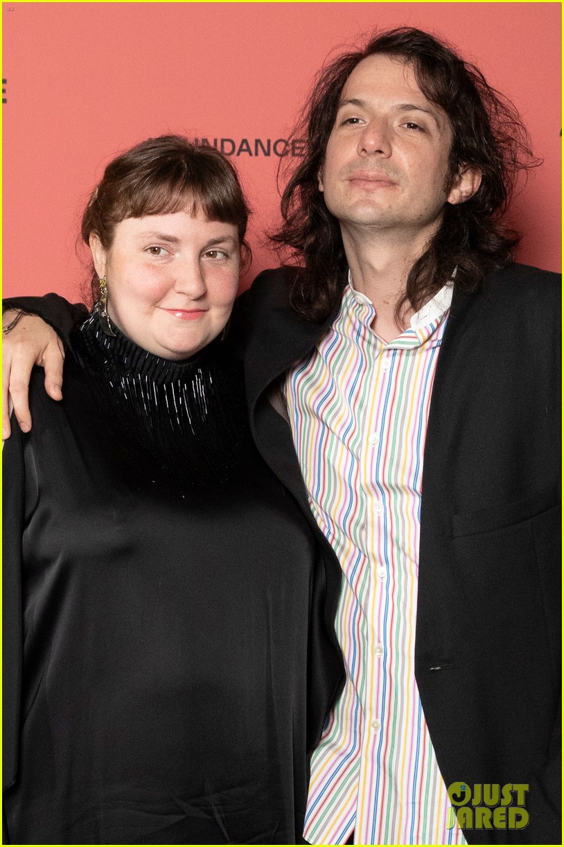 Lena Dunham Cozies Up to Boyfriend Luis Felber at 'Zola' Screening in ...