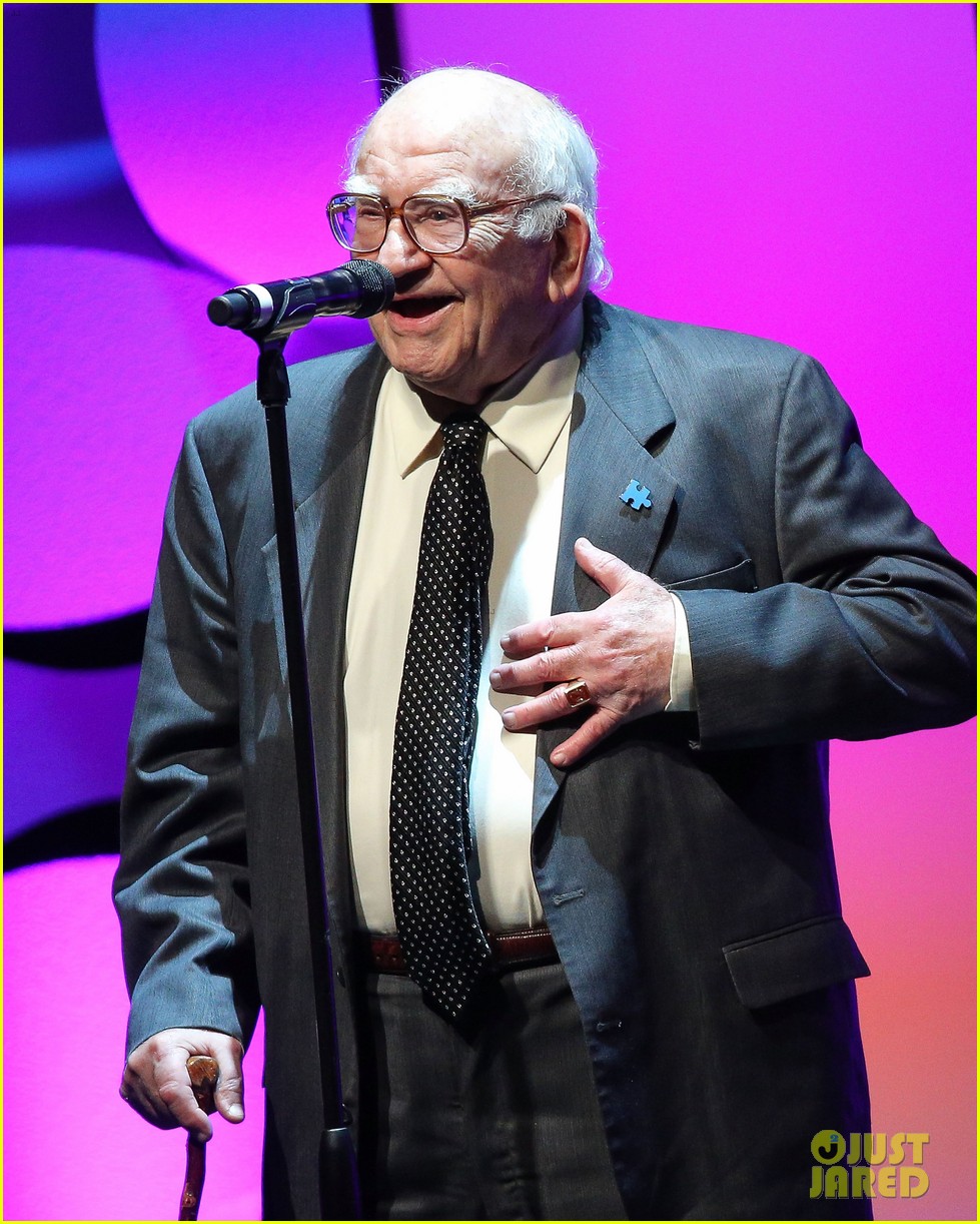 Ed Asner Dead - Emmy-Winning TV Star Dies at 91: Photo 4611957 | RIP ...