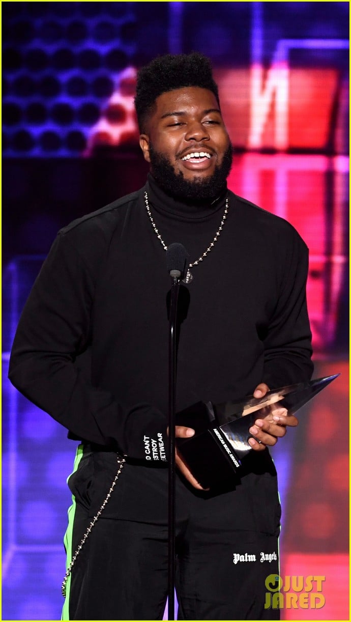 Khalid Says He's 'Proud' of His Body Amid Fitness Journey!: Photo ...