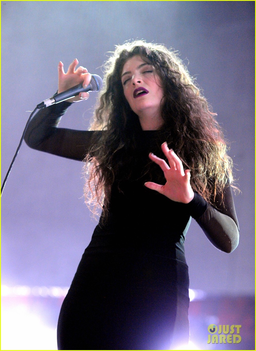 Lorde Reveals What She Really Thinks of Her Debut Album Now: Photo ...