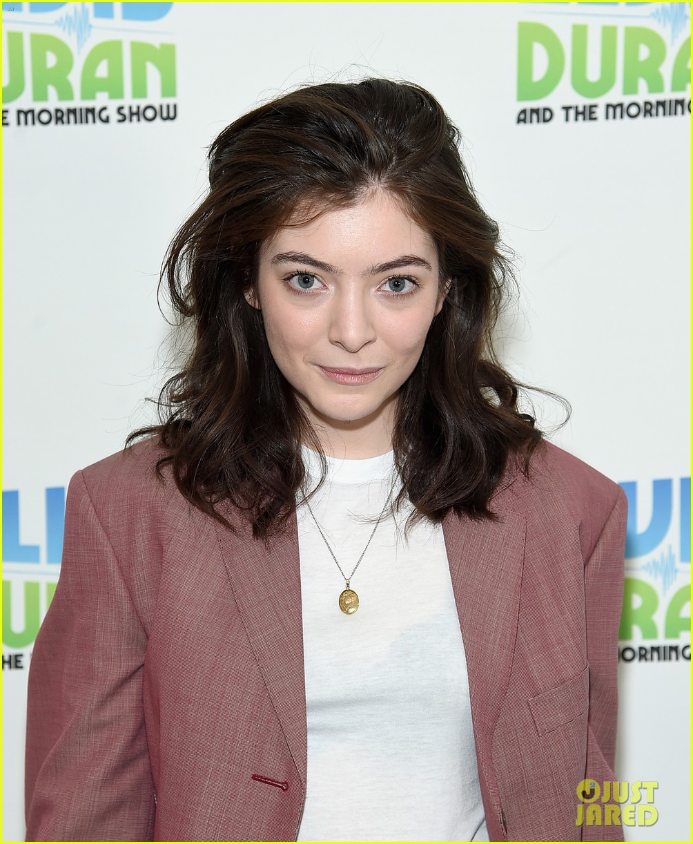 Lorde Reveals What She Really Thinks of Her Debut Album Now: Photo ...