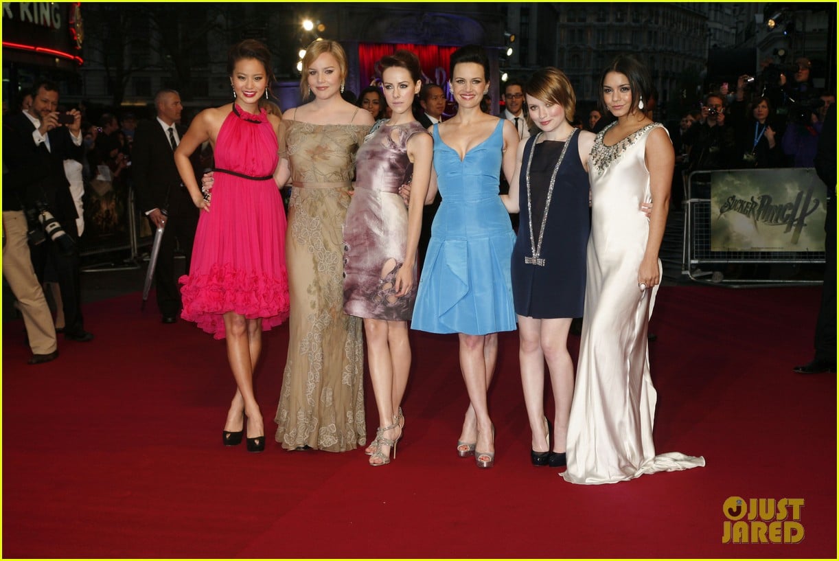 'Sucker Punch' Cast Reunites 10 Years After Film Debut - See The Pic ...