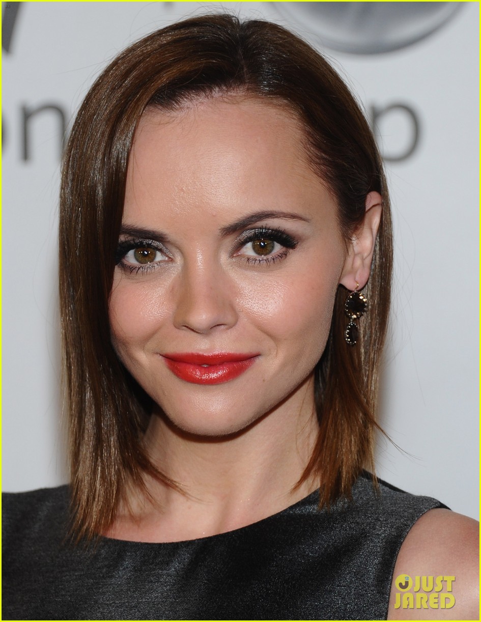 Christina Ricci Is Pregnant, Expecting Second Child 1 Year After ...