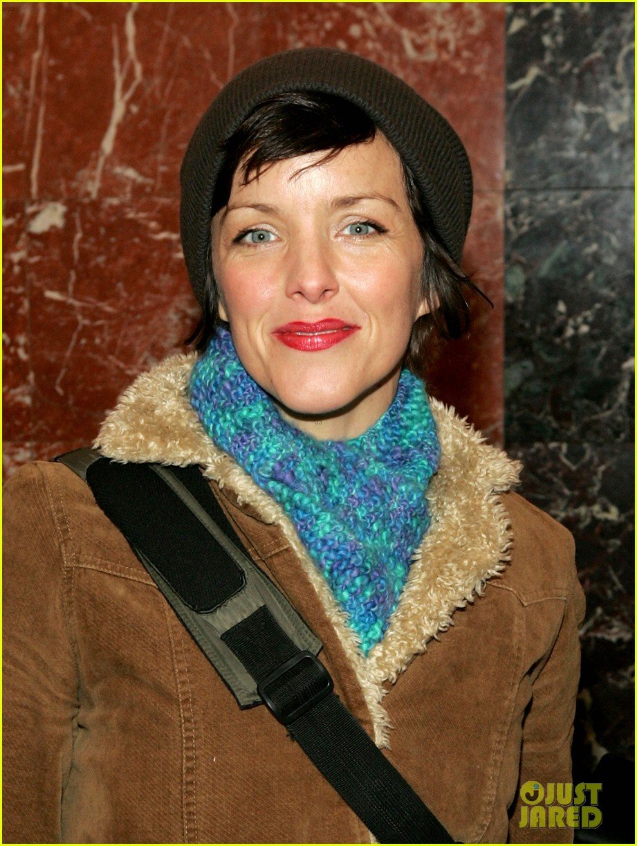 Broadway Star Alice Ripley Apologizes Amid Grooming Allegations, But ...