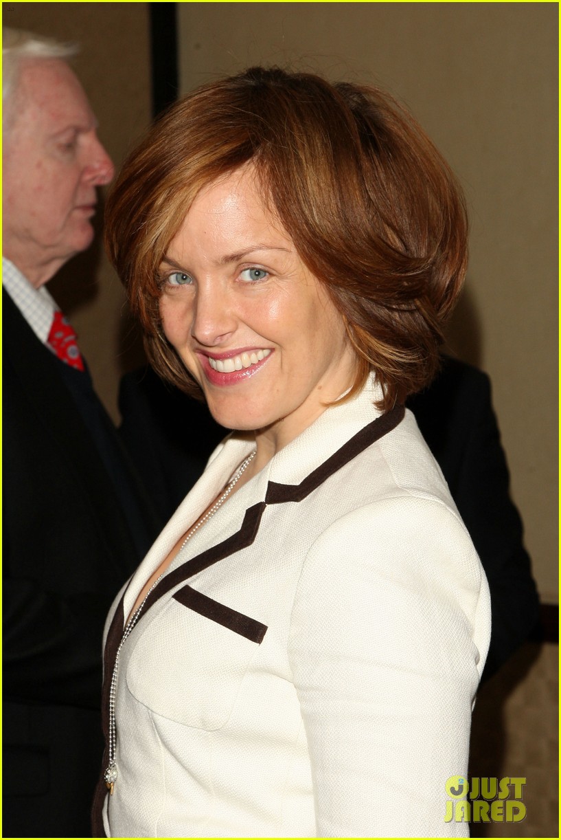 Broadway Star Alice Ripley Apologizes Amid Grooming Allegations, But ...