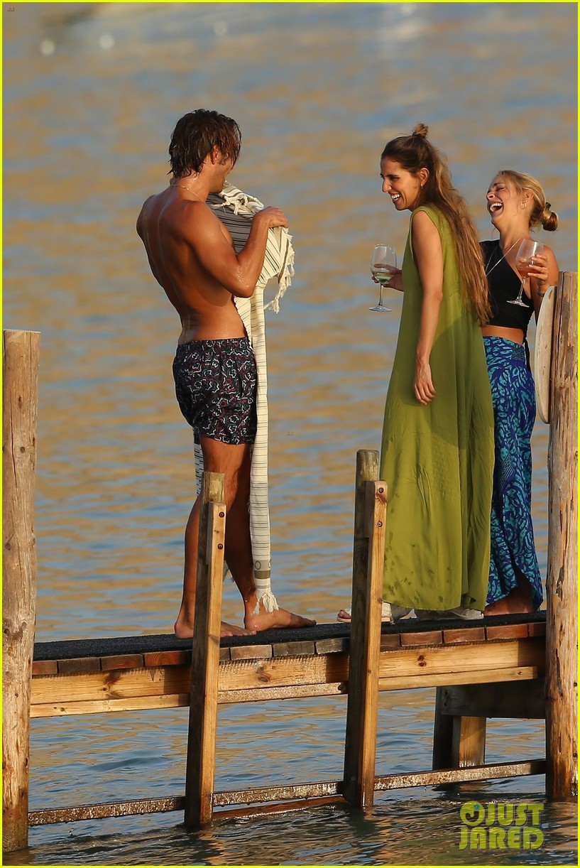 Sebastian Stan Looks So Cute with Girlfriend Alejandra Onieva While ...