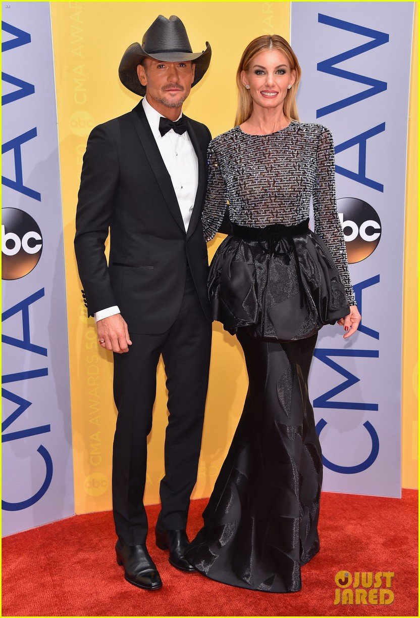 Tim McGraw & Faith Hill Will Star in Yellowstone Prequel for Paramount+ ...