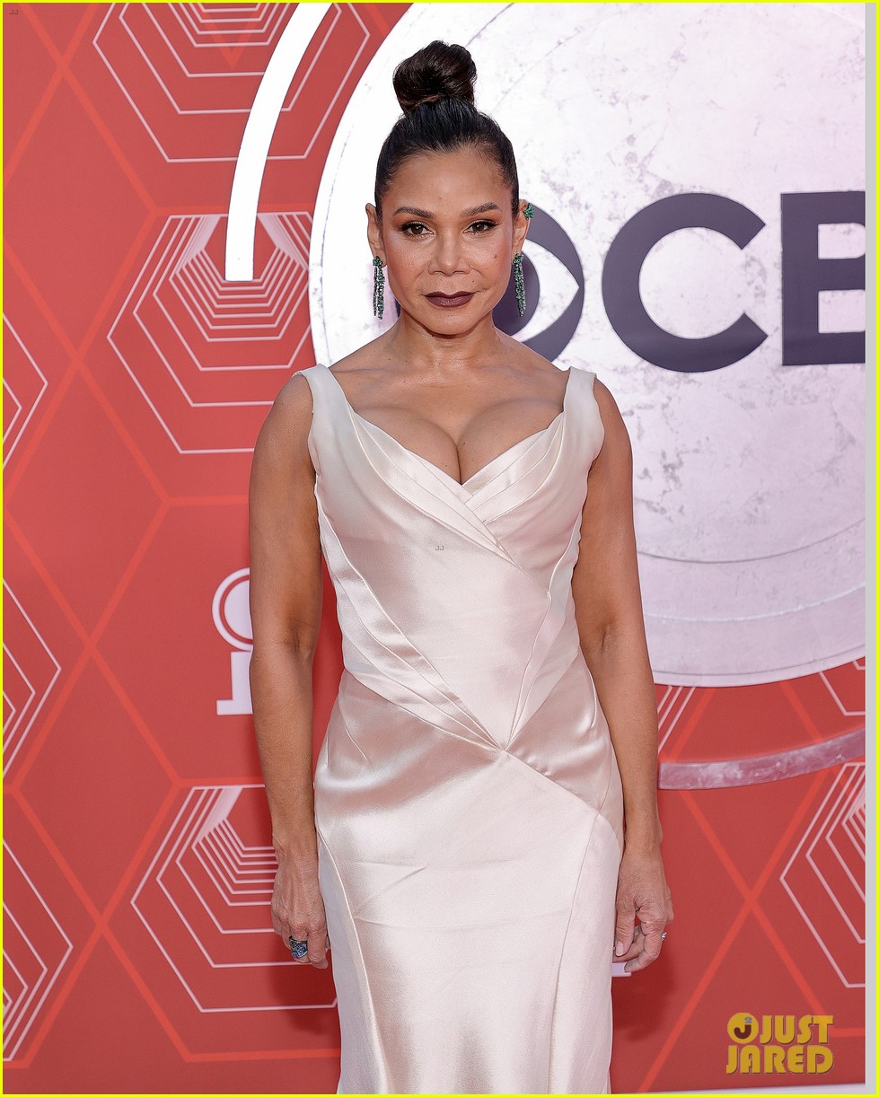 Original 'Rent' Stars Daphne Rubin-Vega & Adam Pascal Glam Up For Tony ...