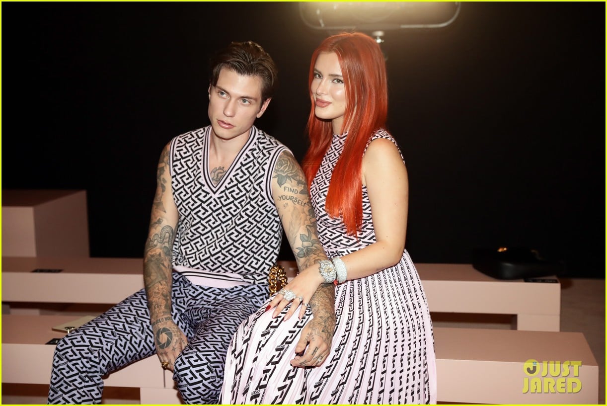 Addison Rae Joins Bella Thorne & Becky G On The Front Row For Versace's ...