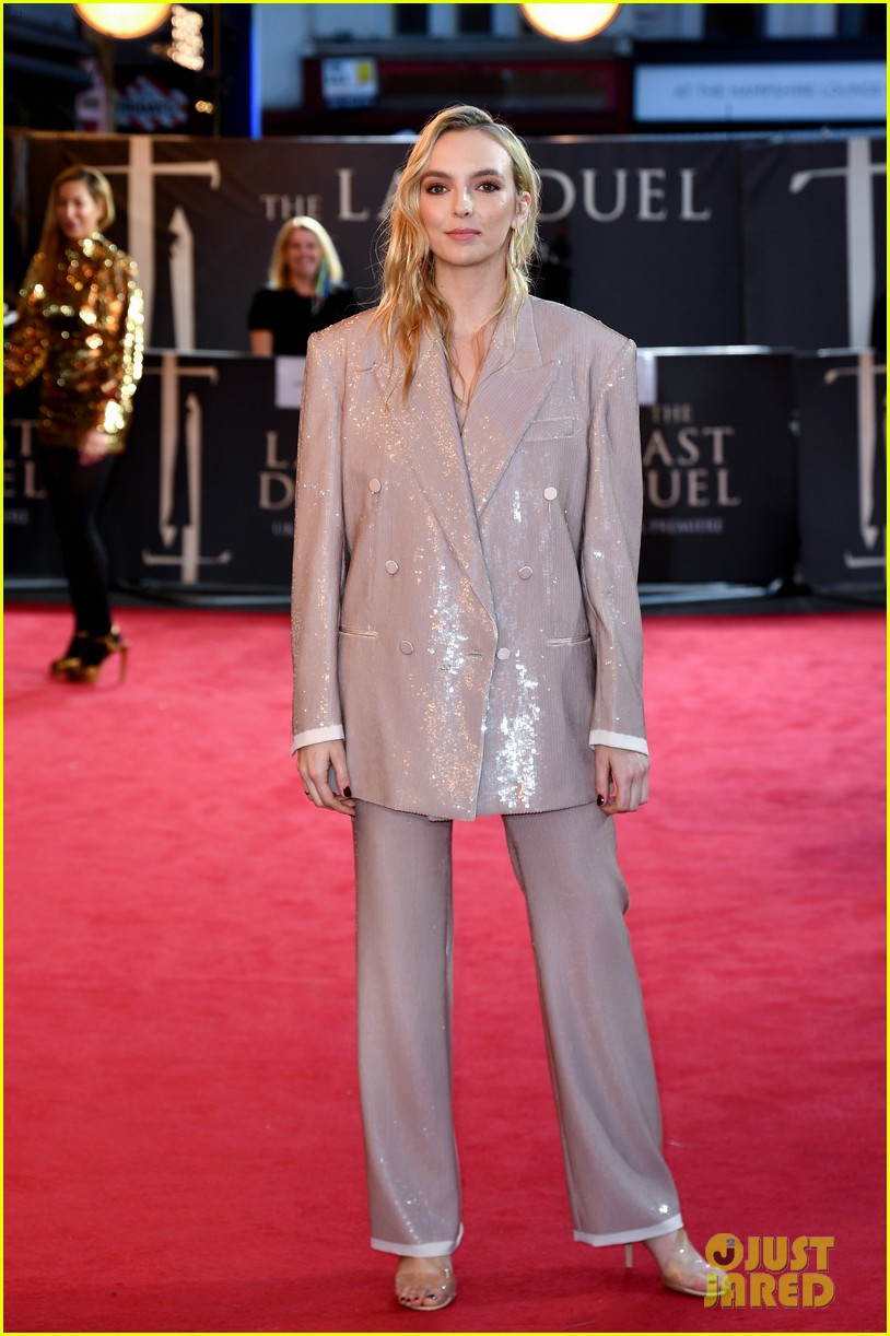 Jodie Comer Wears Shimmering Suit to 'The Last Duel' Premiere in London ...