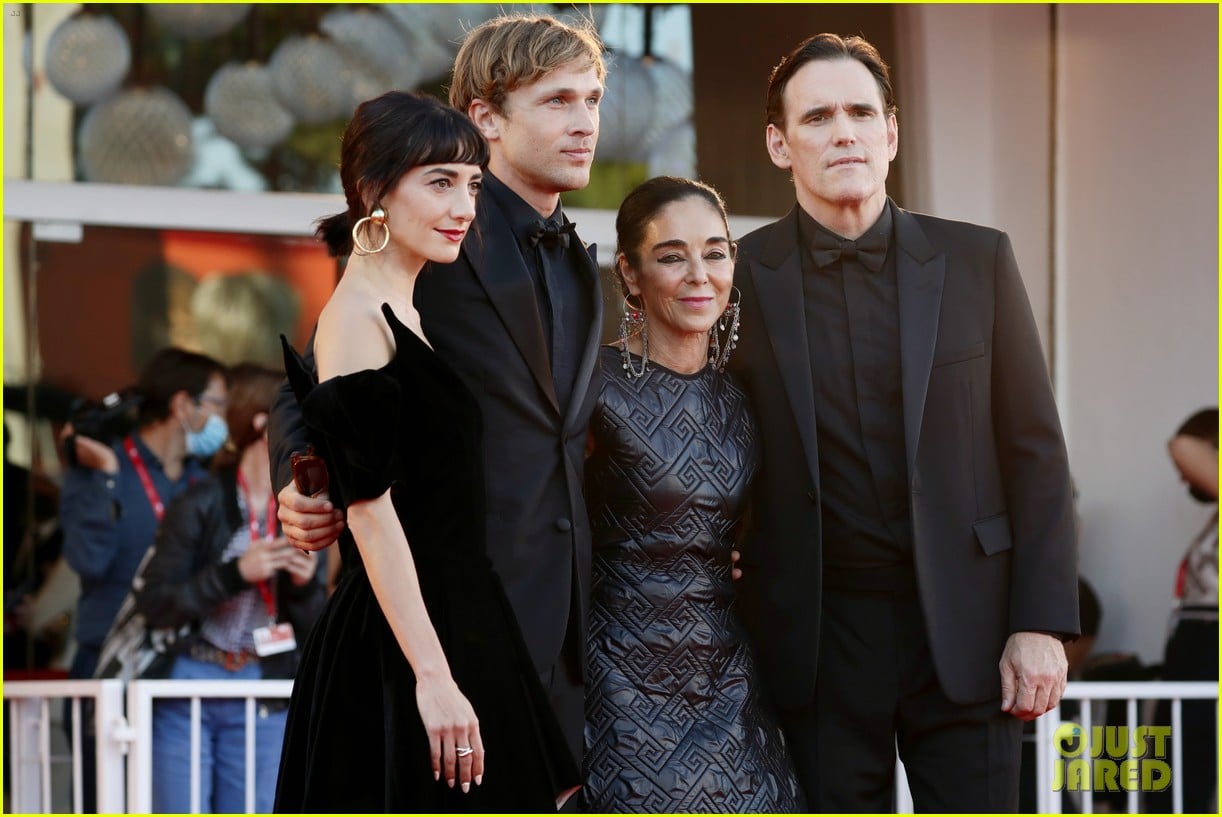 Matt Dillon Suits Up at Venice Film Festival Premiere with Girlfriend ...