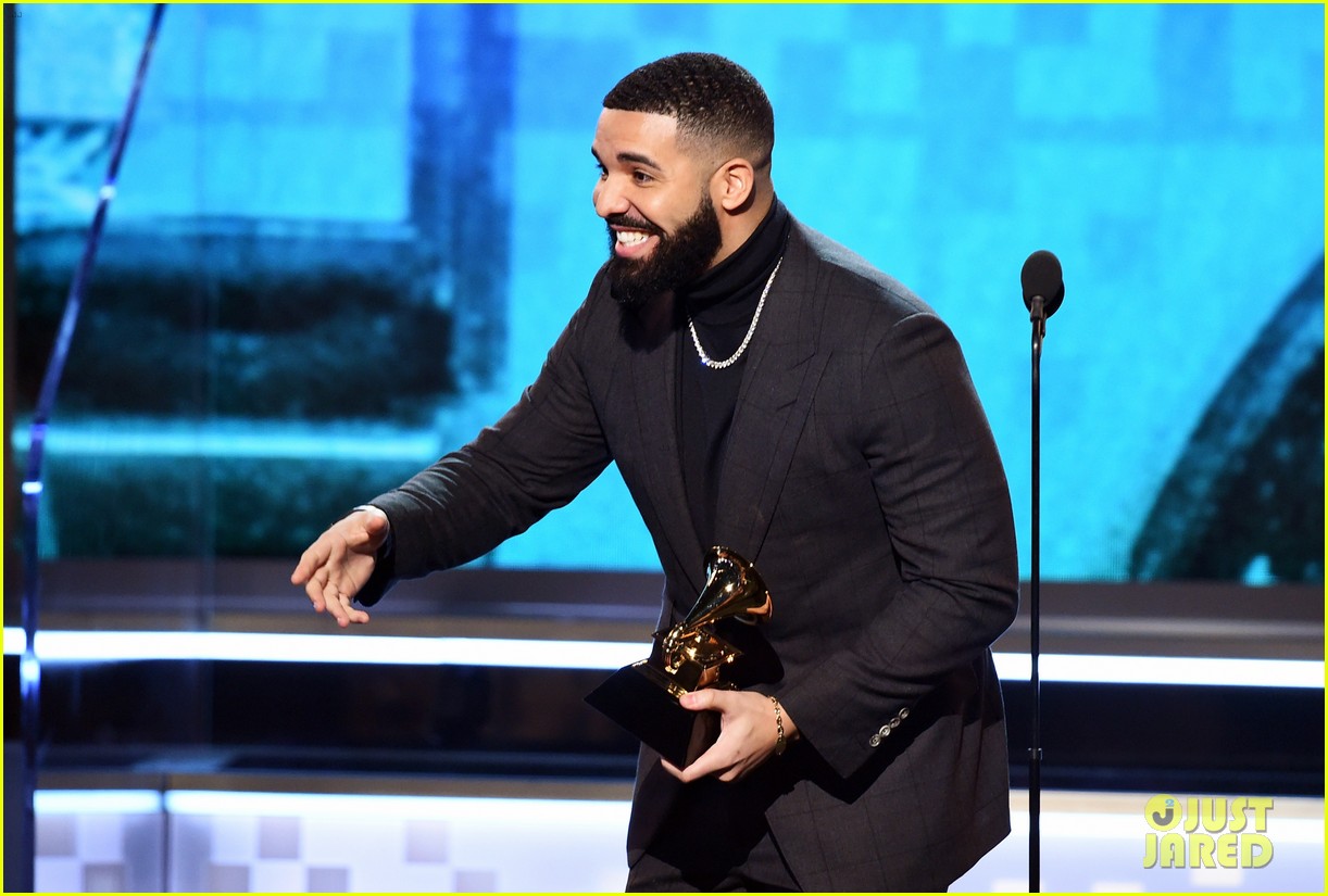 Drake Stays at No. 1 on Billboard 200 for a Third Week With 'Certified ...