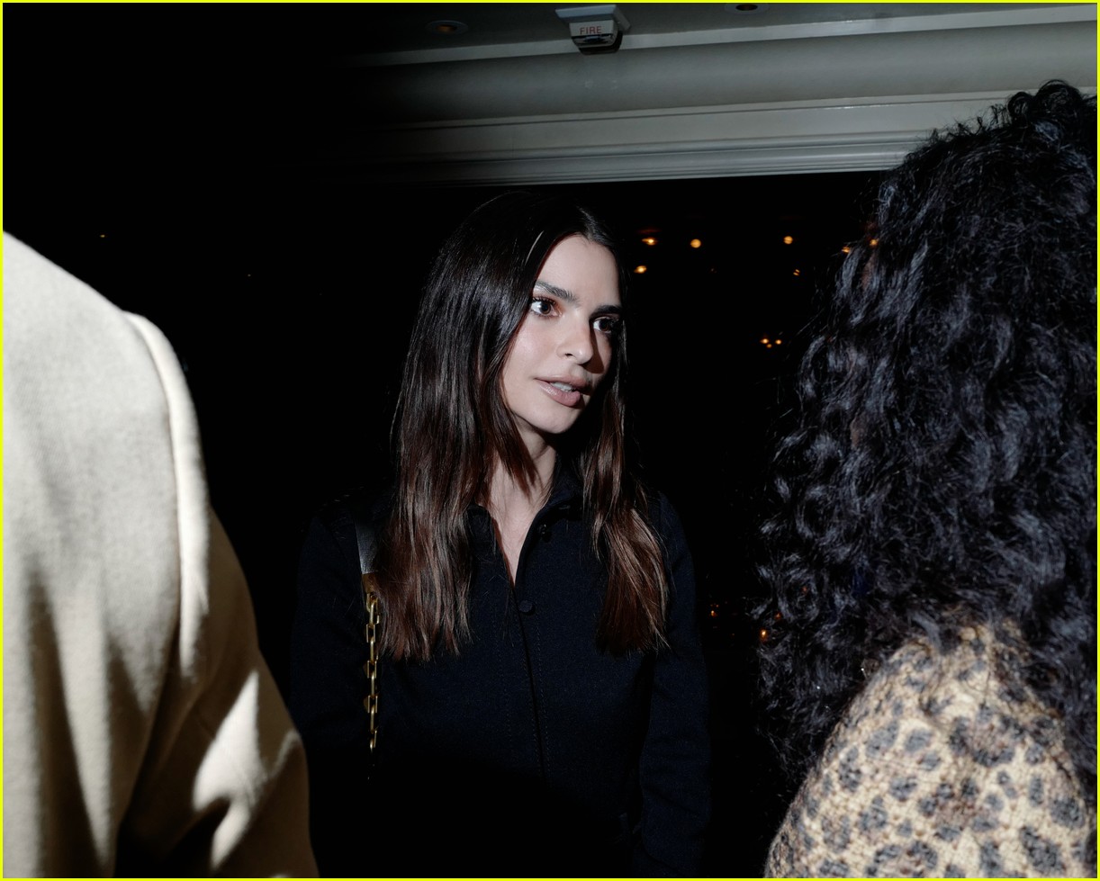Emily Ratajkowski Hosts an Intimate Dinner During NYFW with Bergdorf ...