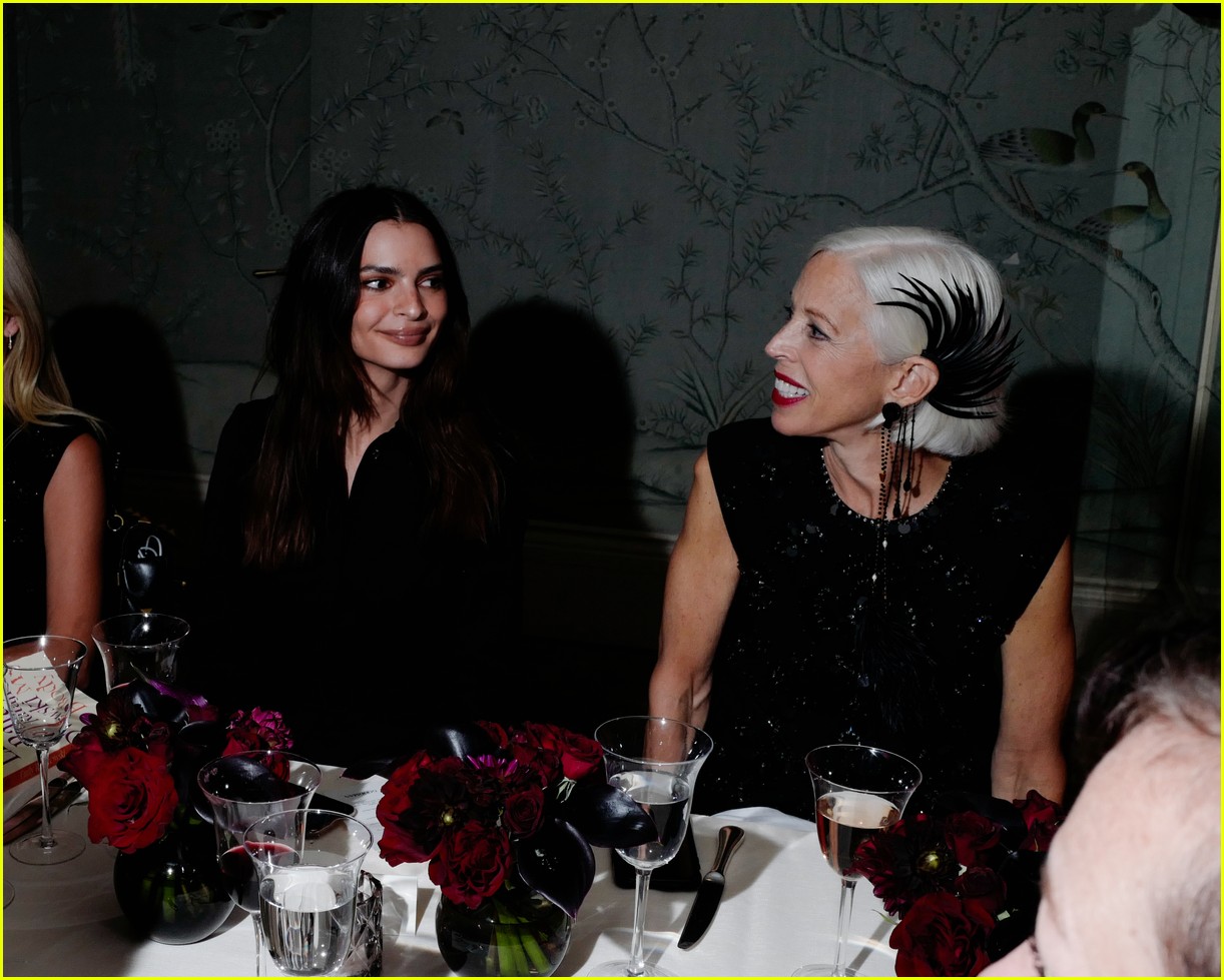 Emily Ratajkowski Hosts an Intimate Dinner During NYFW with Bergdorf ...