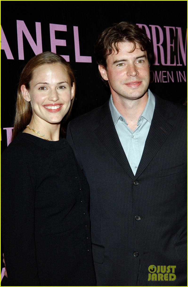 Scott Foley Reveals Where He Stands with Ex Wife Jennifer Garner, How ...