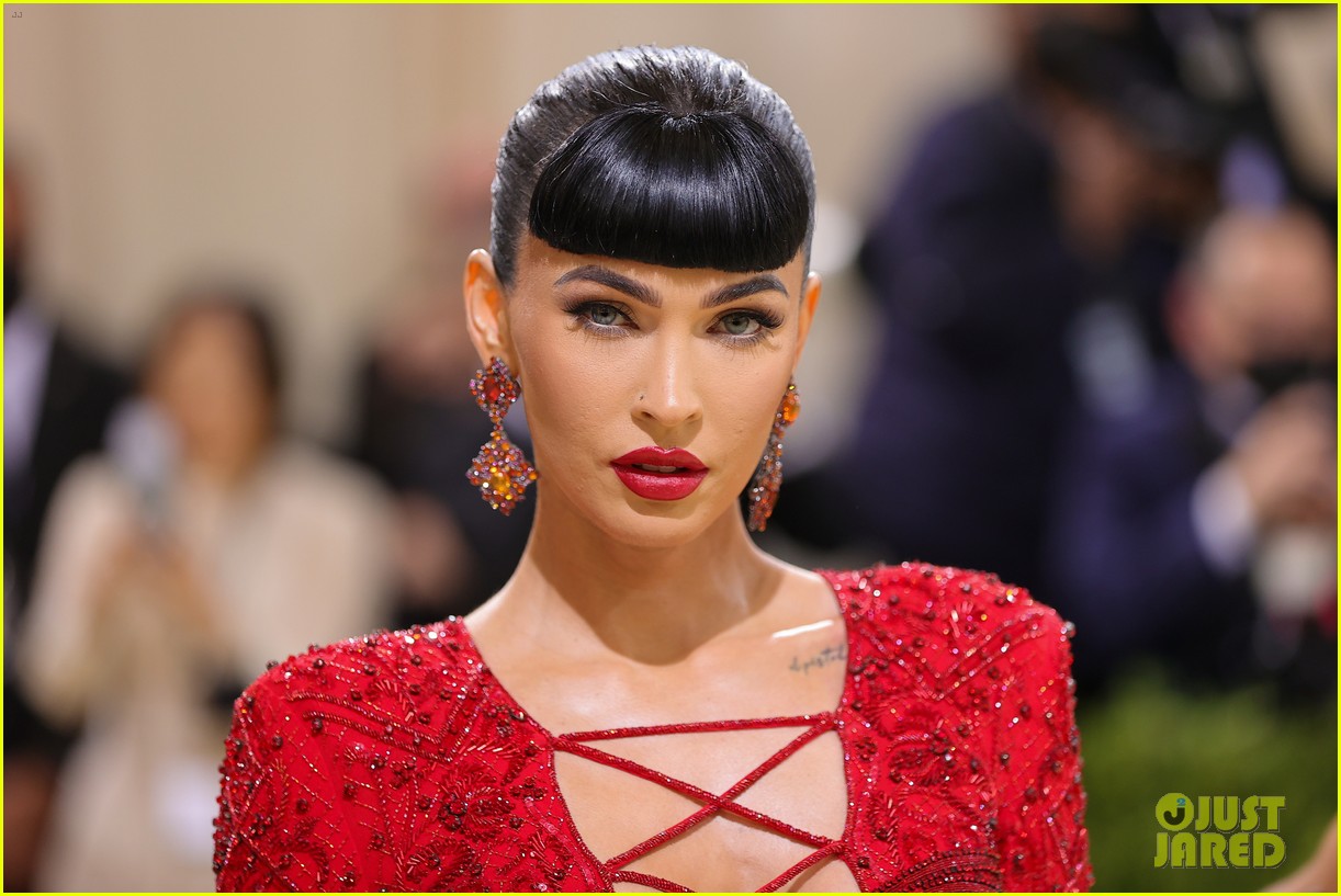 Megan Fox Makes Met Gala Debut, Kills the Red Carpet in Red Hot Look ...