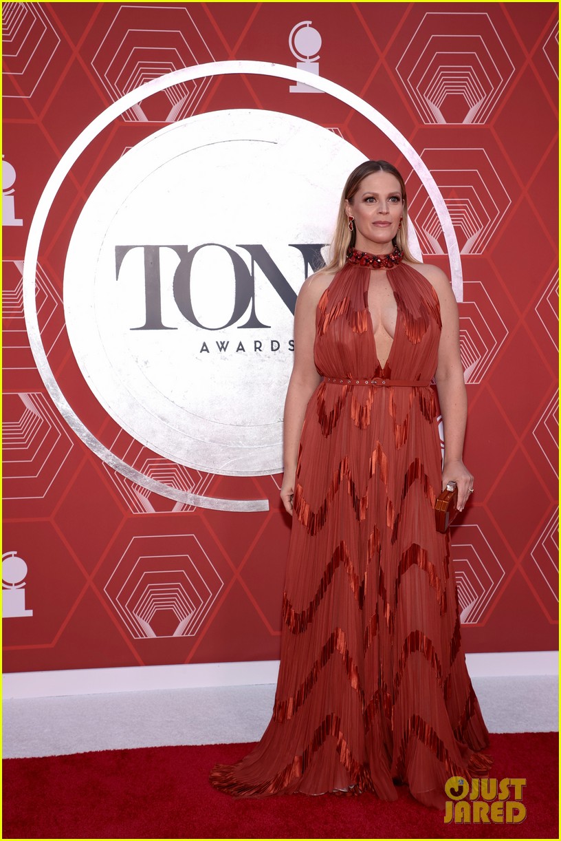 Elizabeth Stanley & Celia Rose Gooding Perform Alanis Music with ...