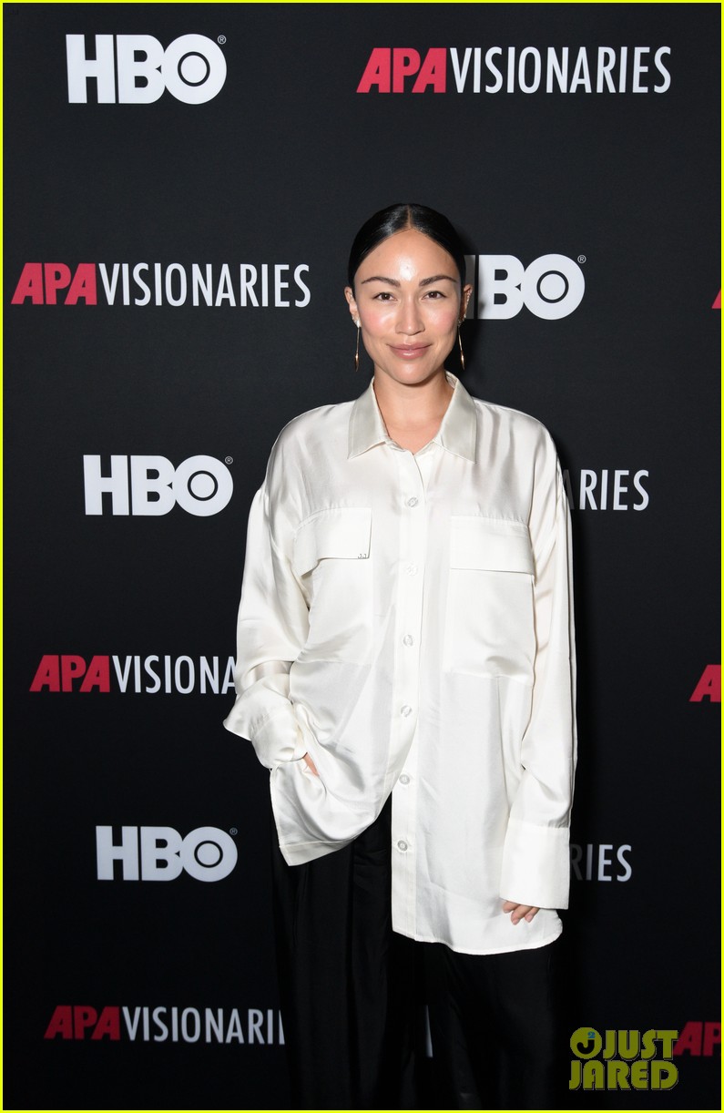 Jamie Chung & Daniel Dae Kim Hug It Out During HBO's APA Visionaries ...