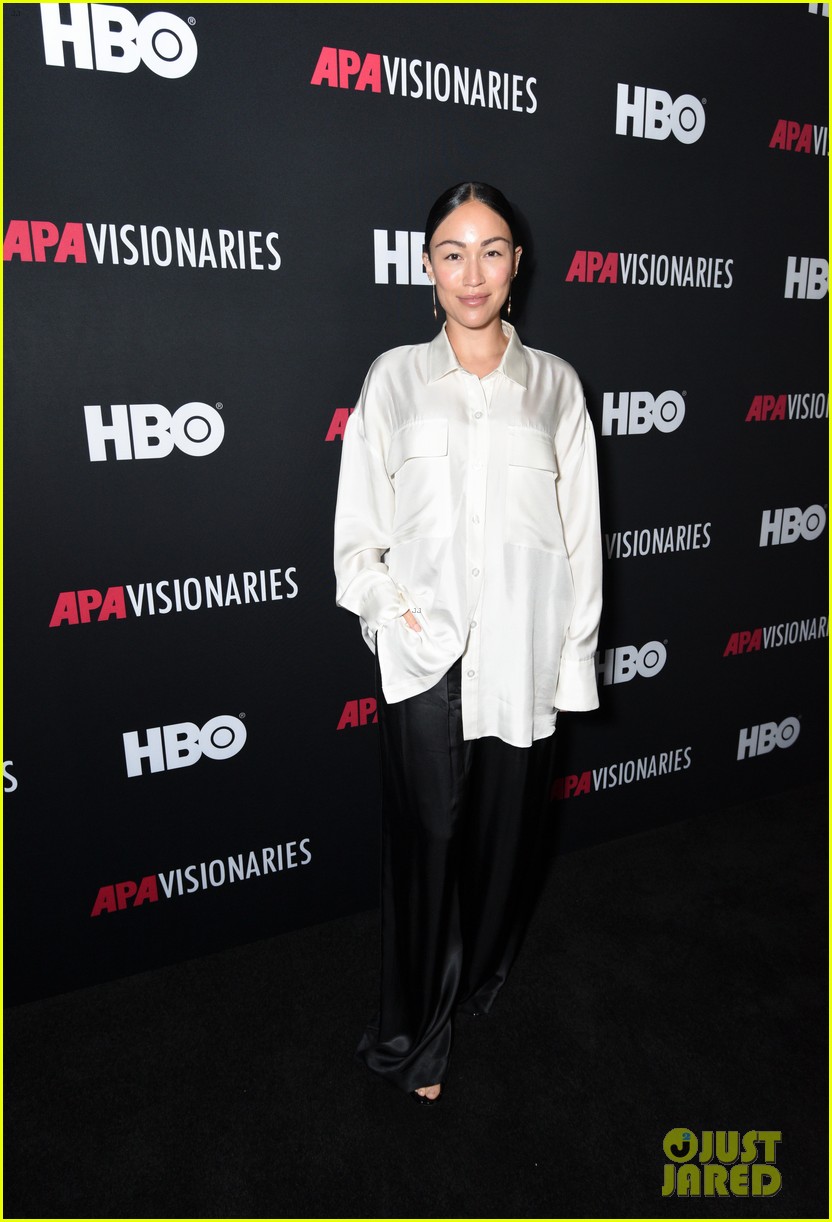 Jamie Chung & Daniel Dae Kim Hug It Out During HBO's APA Visionaries ...