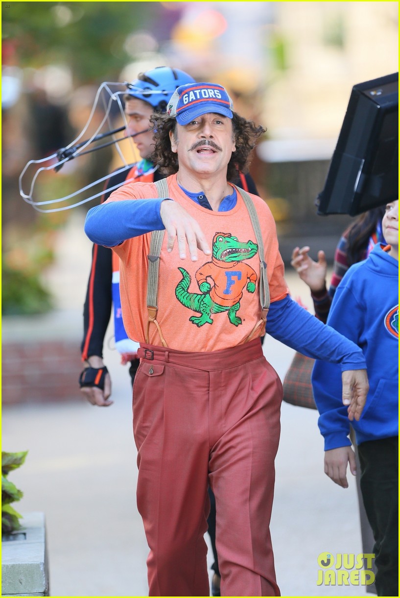 Javier Bardem Shows His Love For The Florida Gators on 'Lyle, Lyle ...