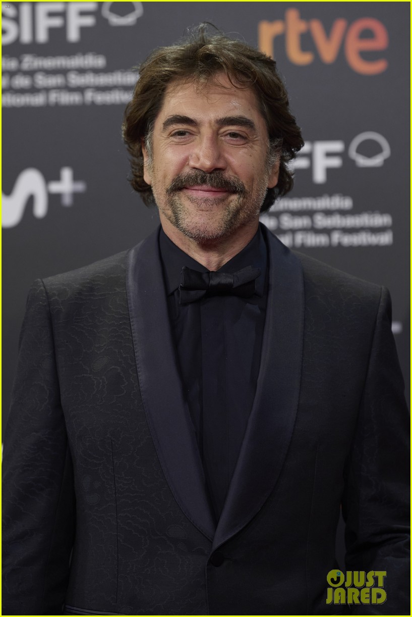 Javier Bardem Leads 'Good Boss' Co-Stars to San Sebastian Film Festival ...