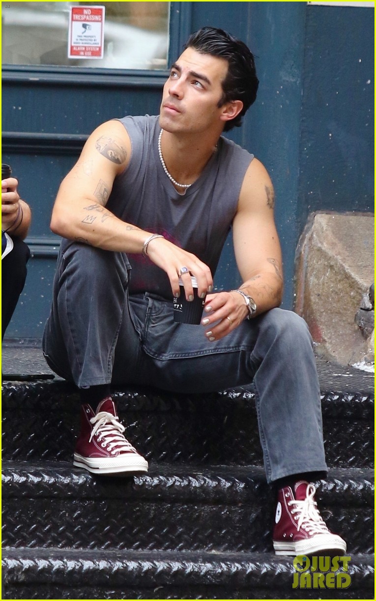 Nathan Kress Arm Muscles