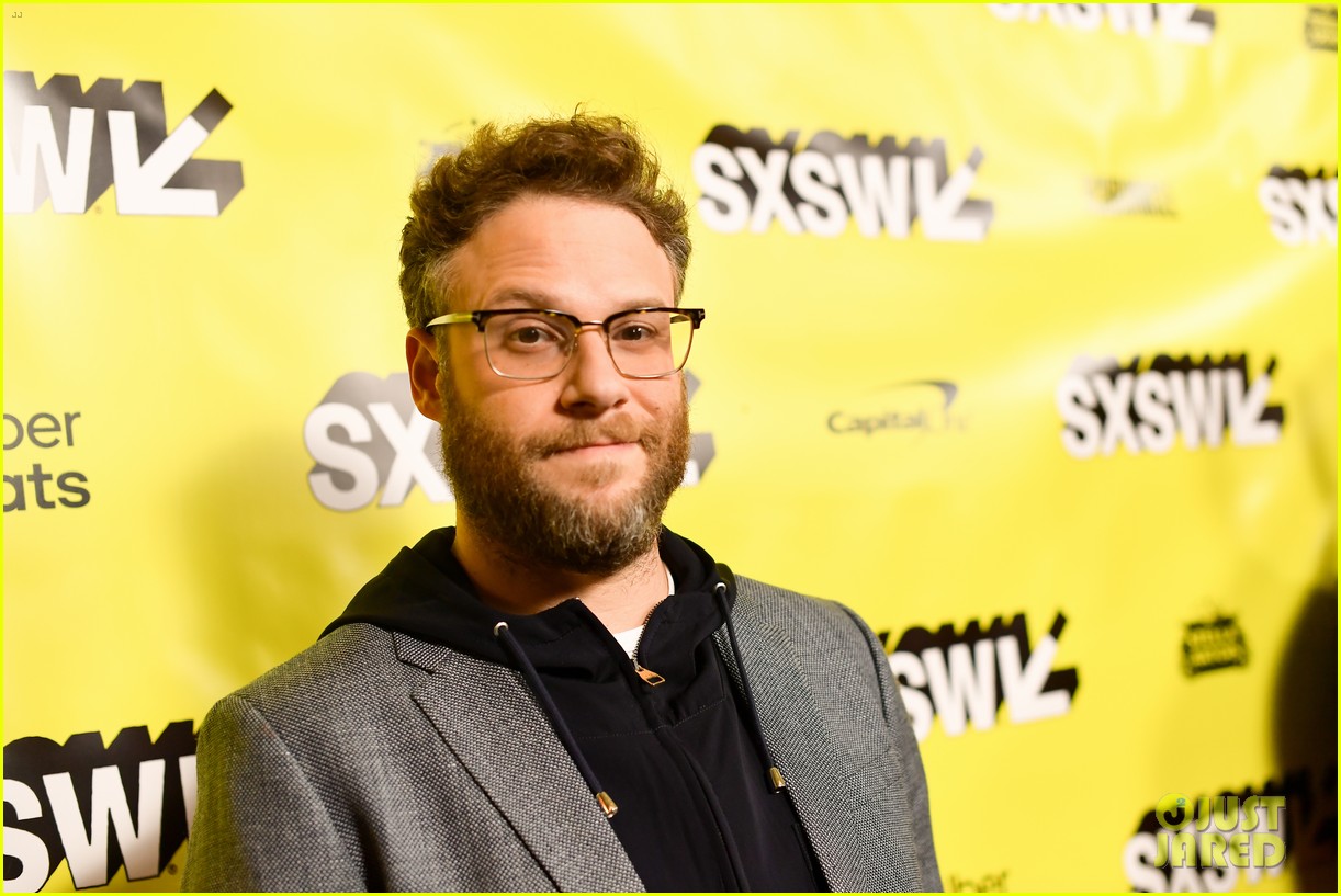 Seth Rogen Changes Up His Look, New Selfie Gets Lots of Attention ...