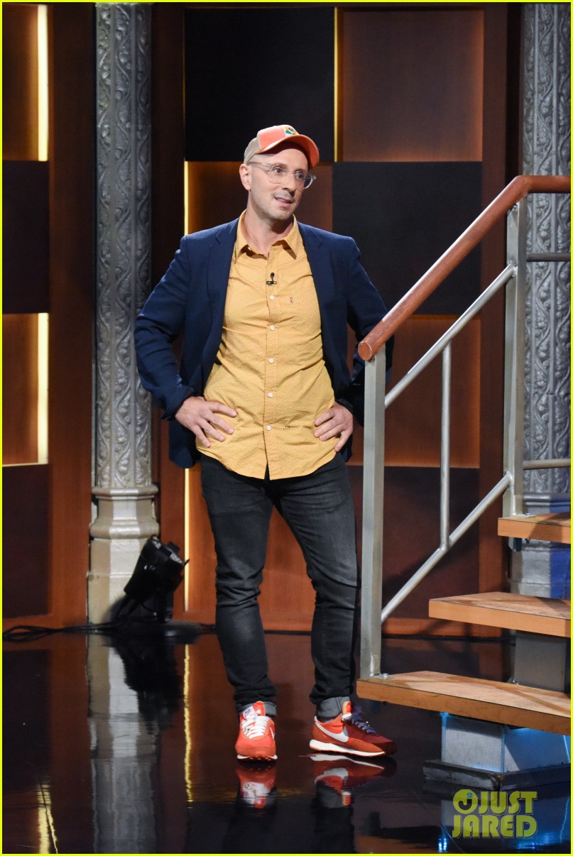 'Blue's Clues' Steve Burns Gives Stephen Colbert A Hug After Going ...