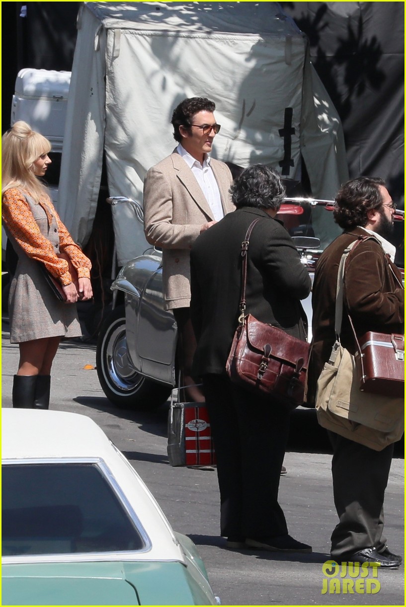 Miles Teller & Juno Temple Get Into Character Filming 'The Godfather ...