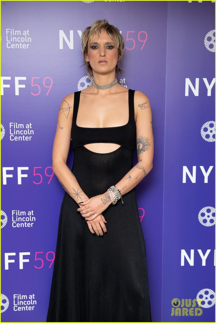 'Titane' Director Julia Ducournau Brings Stars Agathe Rousselle ...