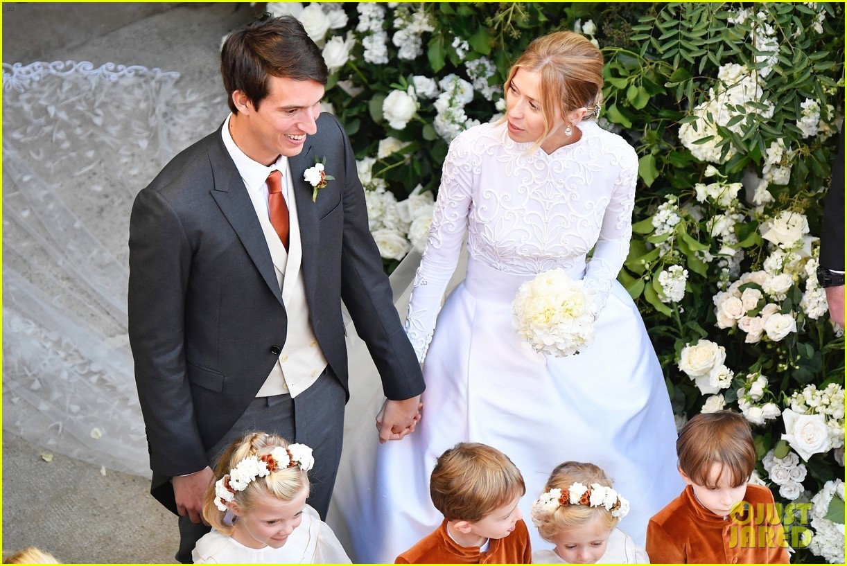 Photo: alexandre arnault wedding photos 30 | Photo 4646704 | Just Jared ...