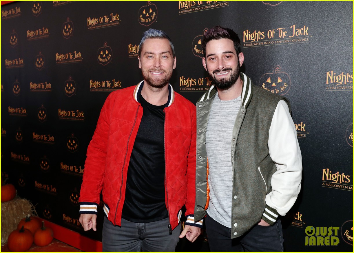 Lance Bass & Husband Michael Turchin Share First Photos of Newborn ...
