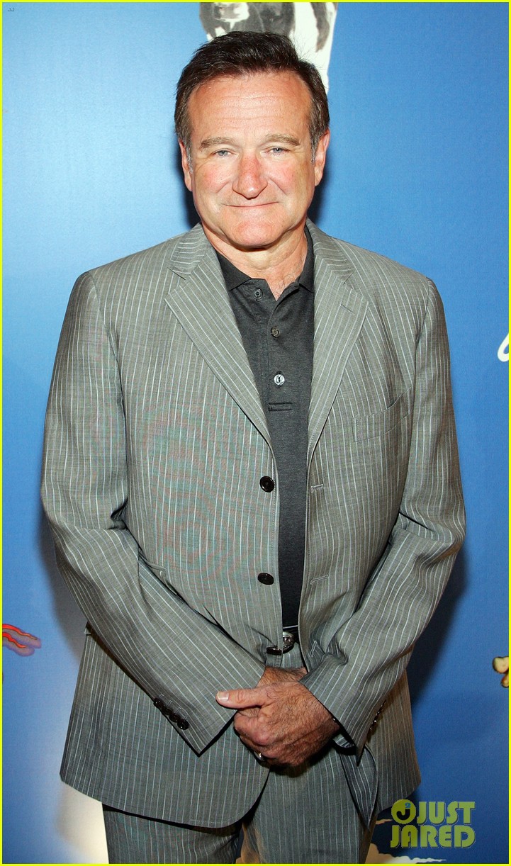 Jamie Costa Blows Fans Away with Incredible Impersonation of Robin ...