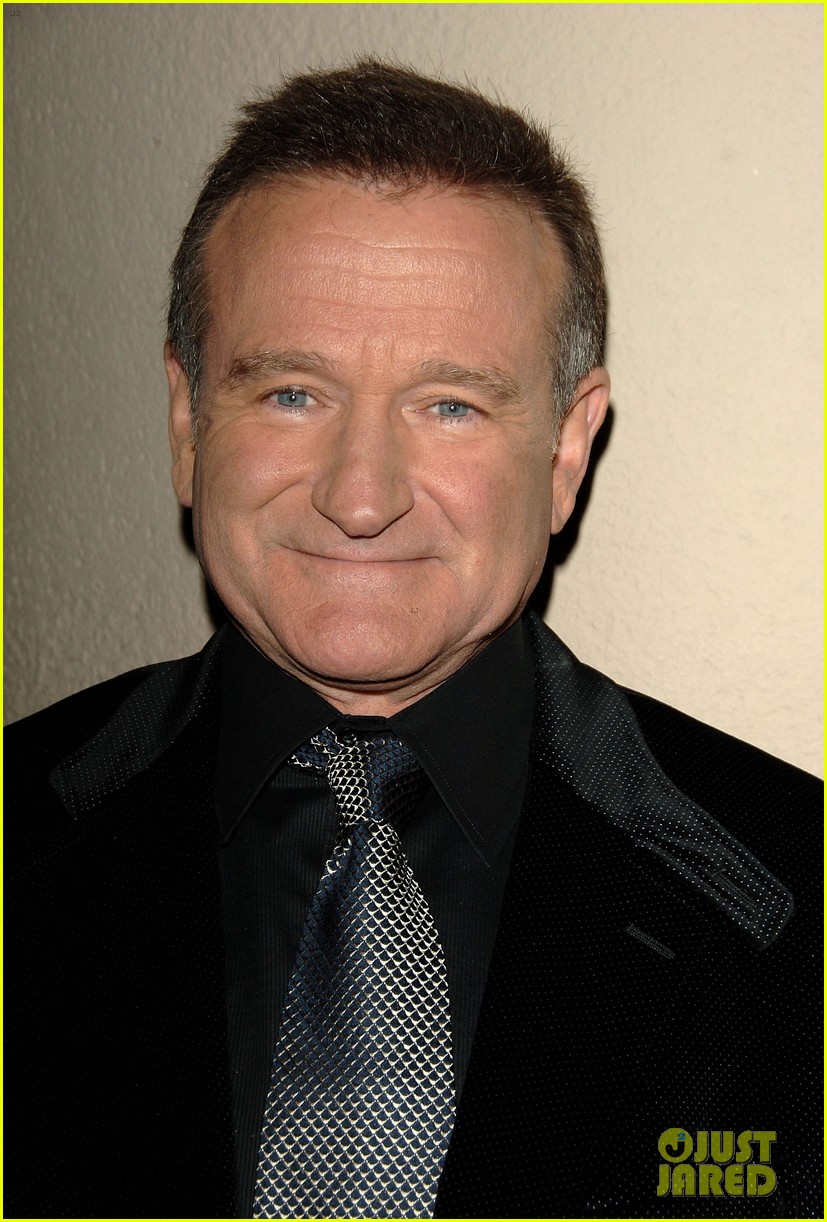 Jamie Costa Blows Fans Away with Incredible Impersonation of Robin ...