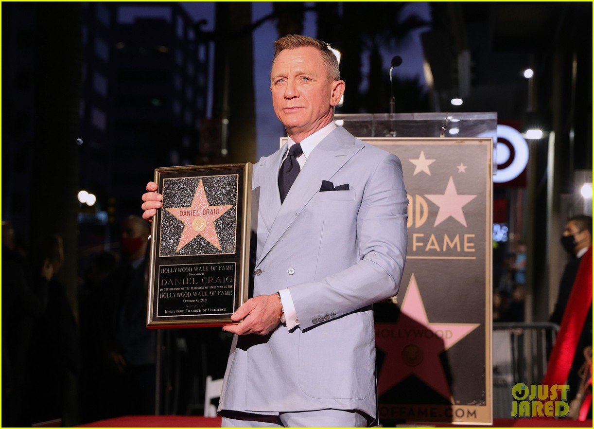 Daniel Craig Honored With Star on Hollywood's Walk of Fame During ...