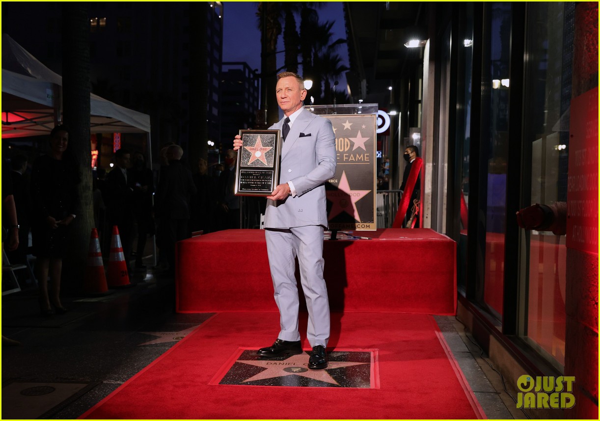 Daniel Craig Honored With Star on Hollywood's Walk of Fame During ...