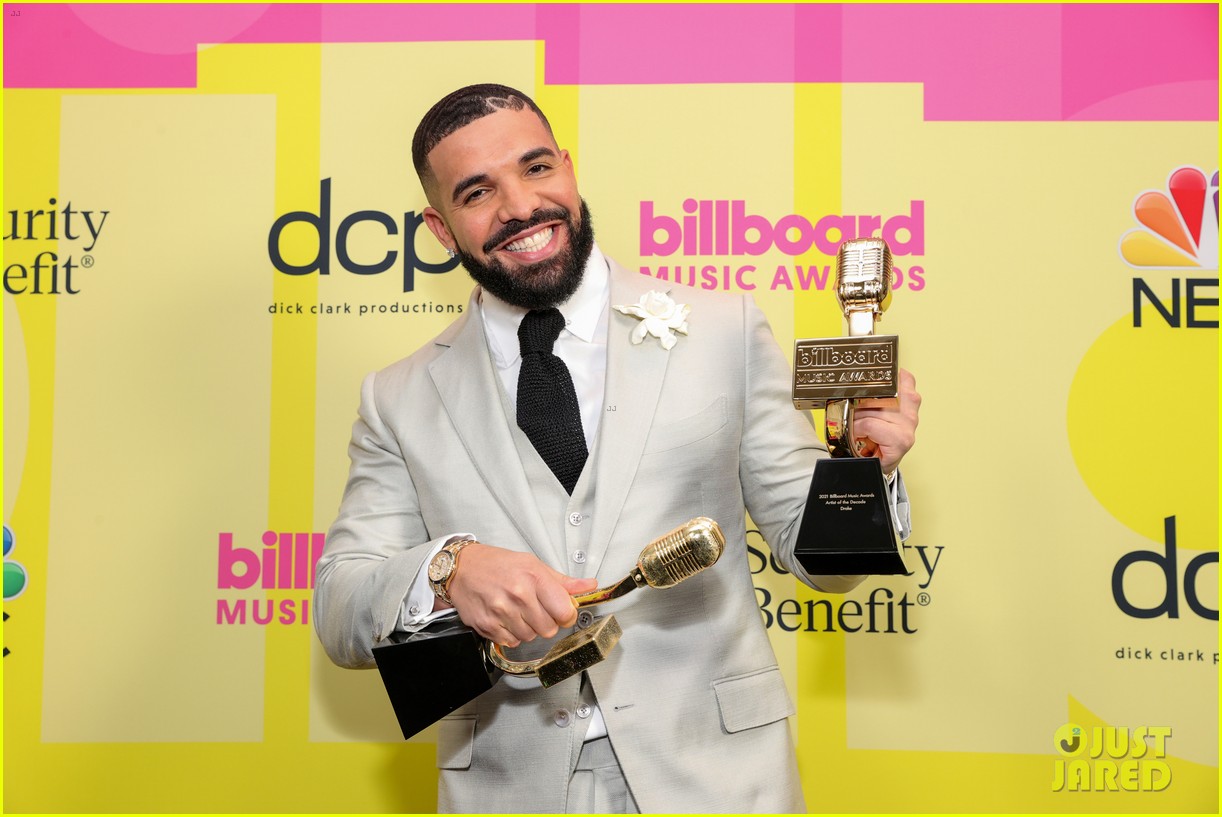 Drake Returns to No. 1 on Billboard 200 With 'Certified Lover Boy ...