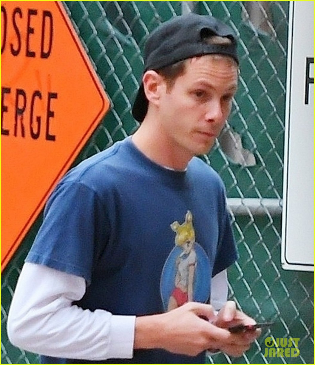 Bella Hadid & Boyfriend Marc Kalman Spotted Hanging Out with Her ...