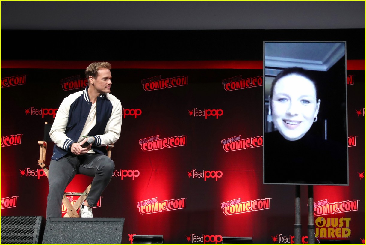 Sam Heughan Promotes 'Outlander' Season Six at New York Comic-Con 2021 ...