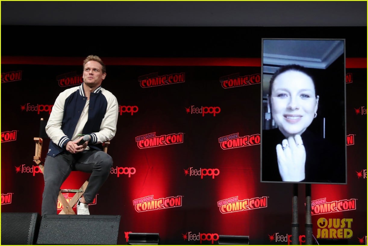 Sam Heughan Promotes 'Outlander' Season Six at New York Comic-Con 2021 ...
